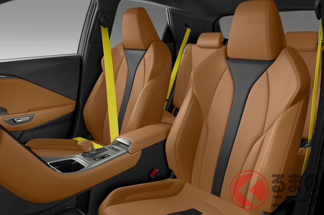 約760万円！ レクサス"新"「最小SUV」発表！ 大口顔「コンパクトモデル」に「ヴァイブラントED」登場！ 黒仕様な「LBX」独国に登場 | くるまのニュース